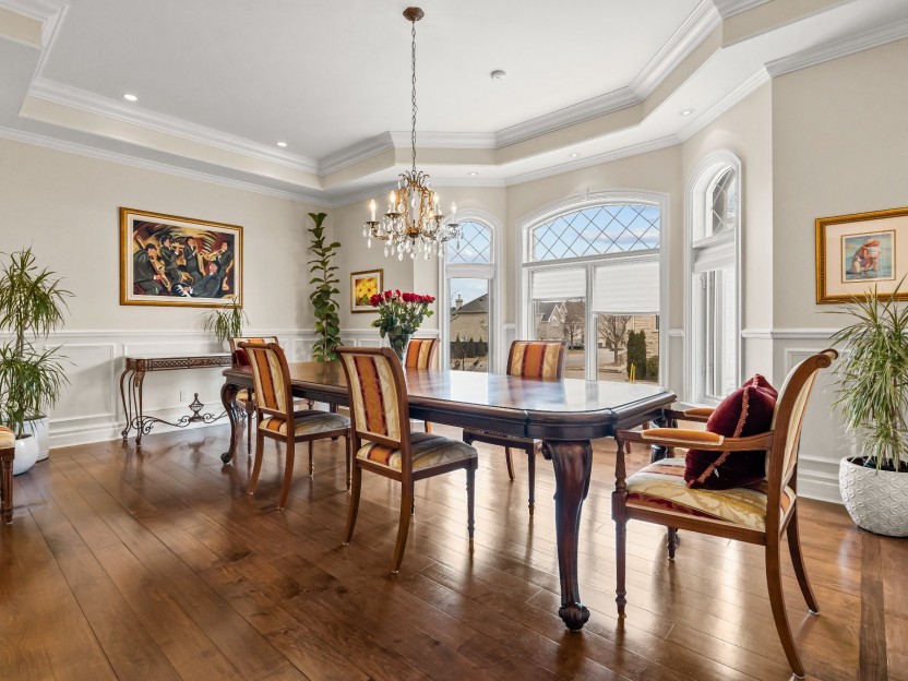 M Real Estate: Envision a World of Possibilities